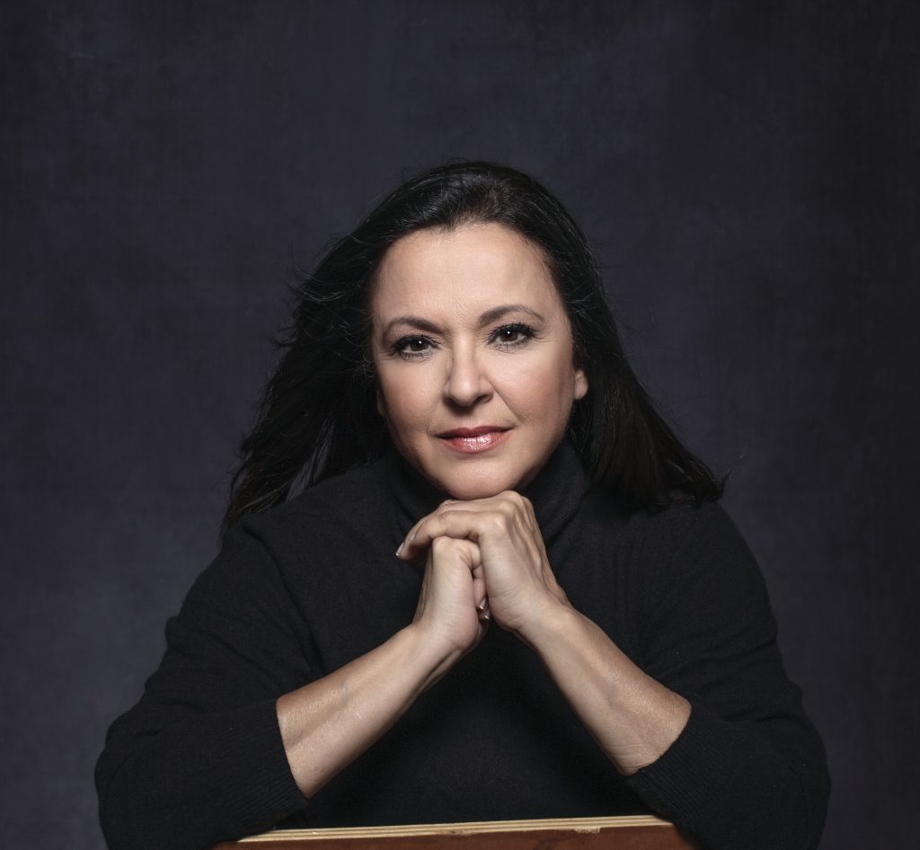 Se estrena un adelanto de ‘PaloSanto’, el próximo trabajo discográfico ...